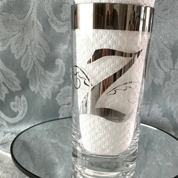 QUEENS LUSTERWARE THORPE VINTAGE | Dining | Vintage Monogram Z Silver ...